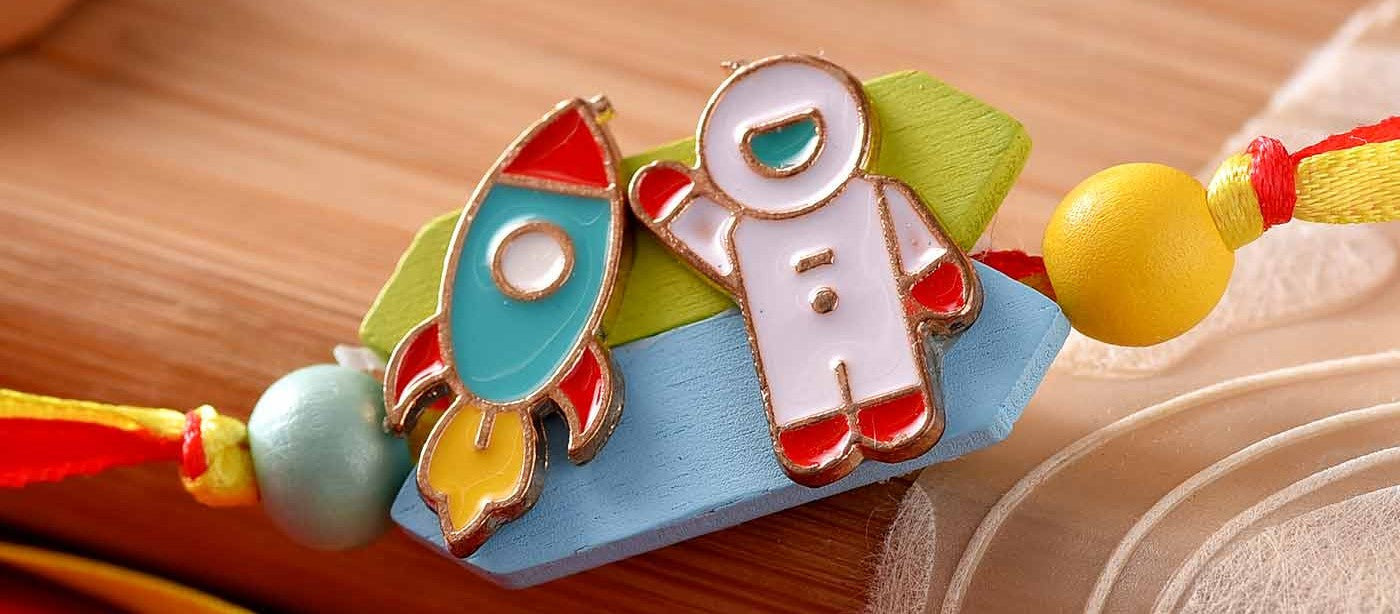 Explore Exquisite Designer Rakhi for a Memorable Raksha Bandhan at Min